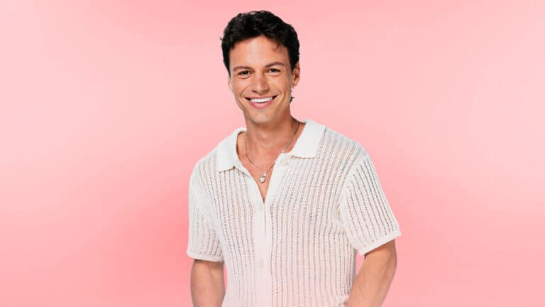 Kévin Dias incarne Robbie Castel dans Nouveau Jour