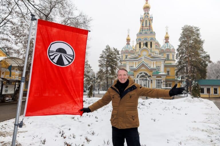 Pékin Express 2025 : la règle du Freeze Express bouleverse la course ...